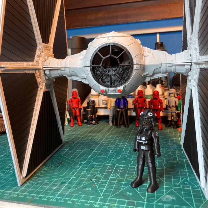 3D Printable TIE Fighter by Aitor Baltziskueta