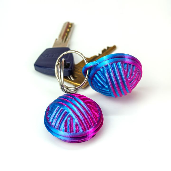 3D Printable Yarn Ball: Container keychain by KrakDrag
