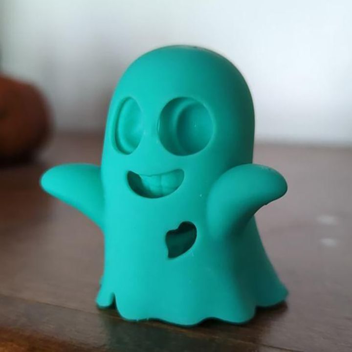 3D Printable Ghost with skeleton by diego