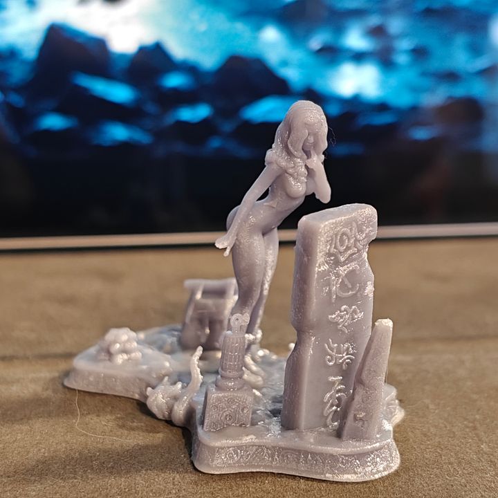 3D Printable Trapped in Madness / Caroline Turner + NSFW + Diorama by ...