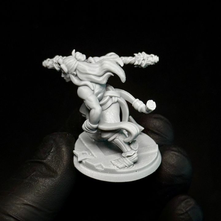 3D Printable Valerius The Shadow Monk [PRE-SUPPORTED] Rogue Assasin ...