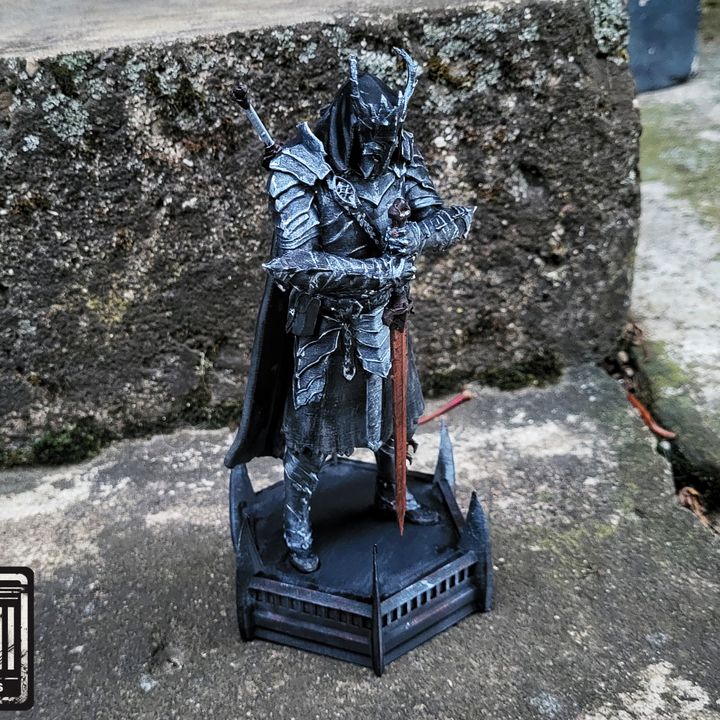 3D Printable Dark Talion's Figure by MagniModels