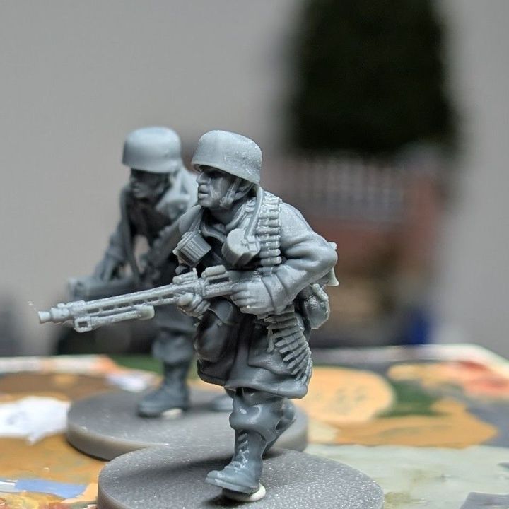 3D Printable WW2 28mm German Fallschirmjager LMG42 Fire Team 7 by ...