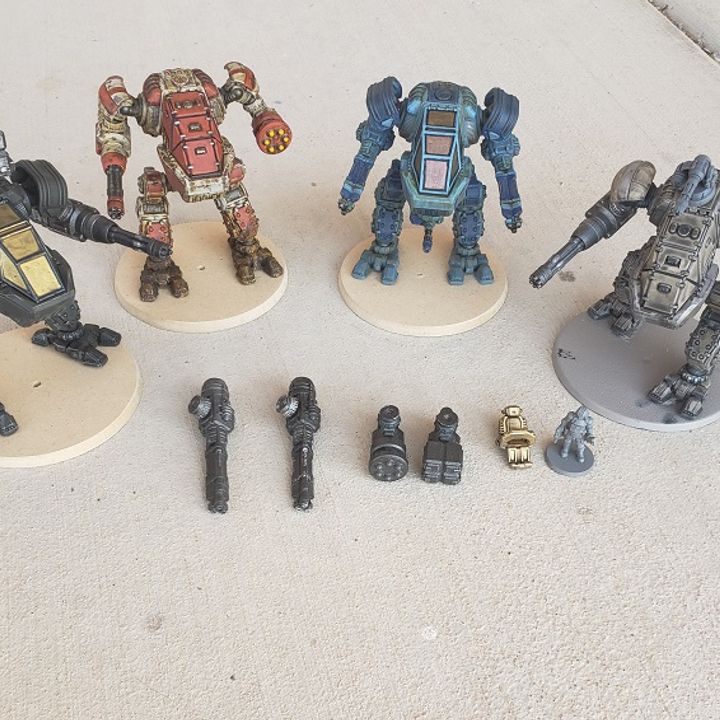 3D Printable 28mm (1/56th Scale) Colonial Viper Suit (Variable Payload ...