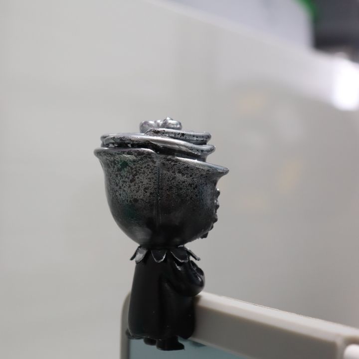 3D Printable Hirono Hipper monitor figure by Studio Tridimen