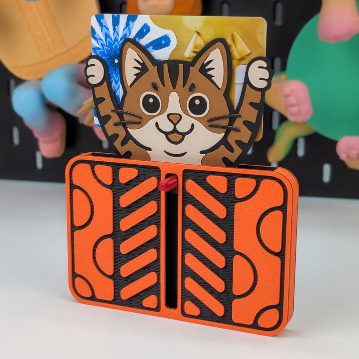 3D Printable Pocket Cat: Gift Card And Cash Holder by KrakDrag