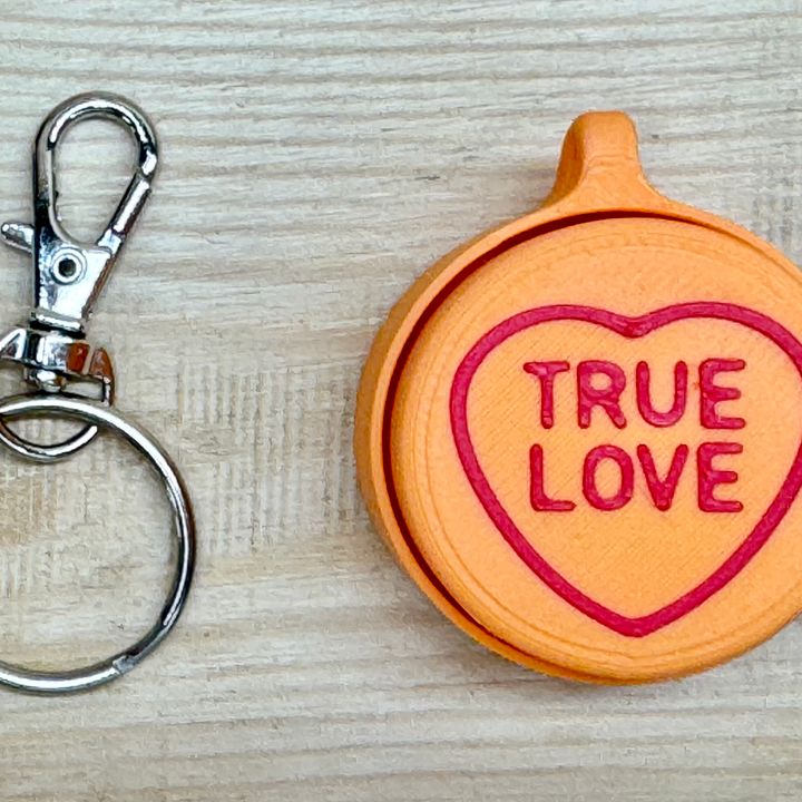 3D Printable “TRUE LOVE” Love Heart Keychain Clicker by ENIQUE3D