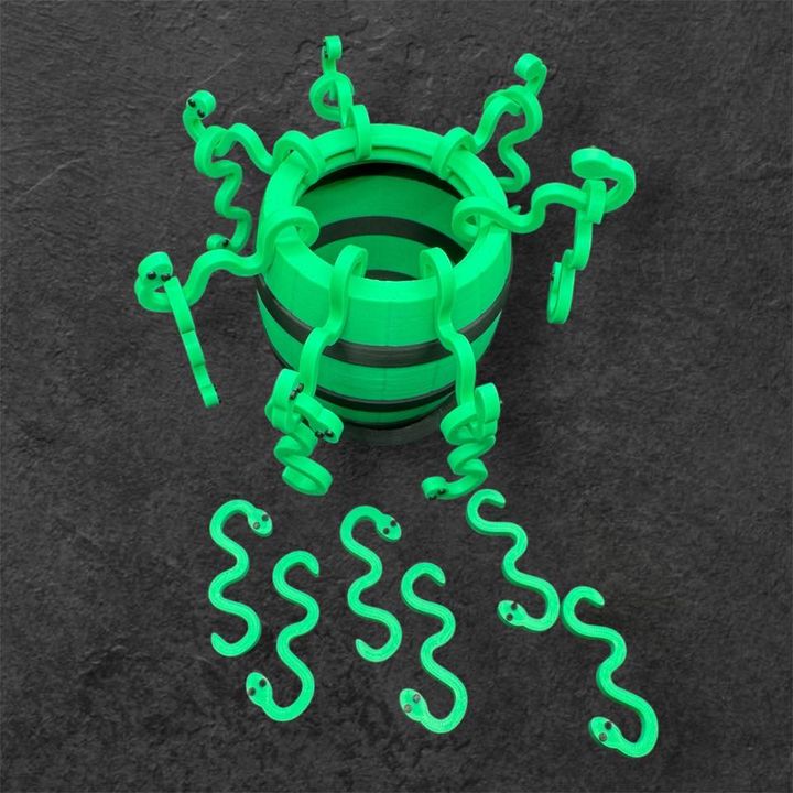 3D Printable Snake Barrel Buddies!! Fun on the go, and no AMS needed ...