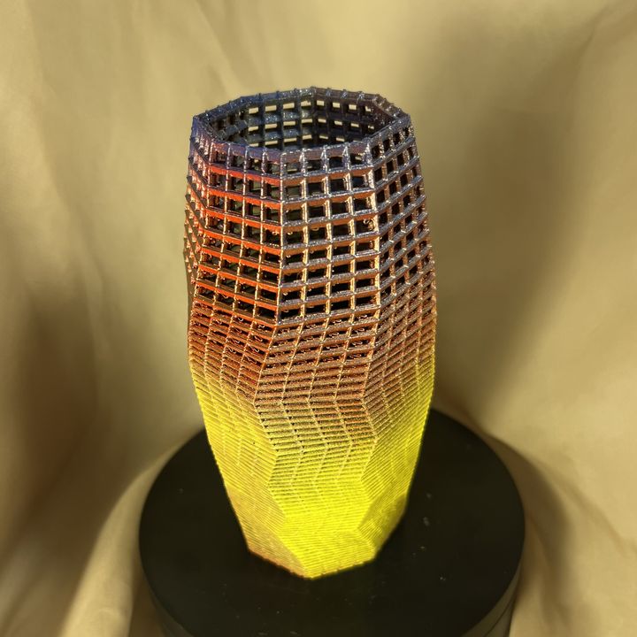 3D Printable Faceted Mesh Vase by Stanley