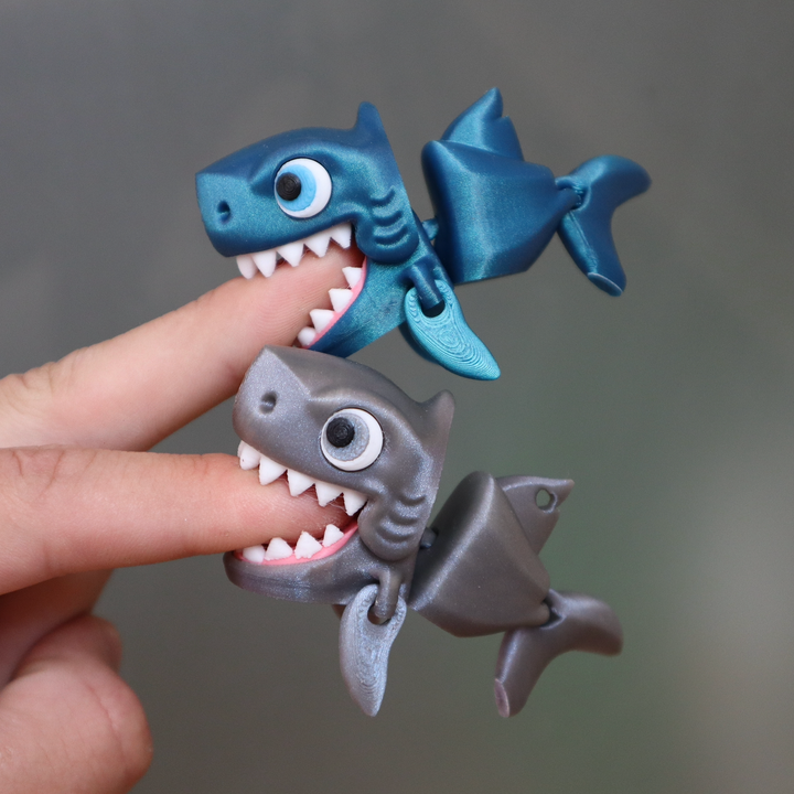 3D Printable Biting Shark (Multipart print) by Myron