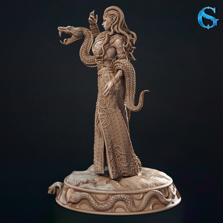 3D Printable Ophea, Medusa (High Detailed) - 32,75 and 145mm by SolGood ...