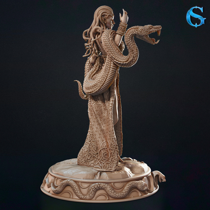 3D Printable Ophea, Medusa (High Detailed) - 32,75 and 145mm by SolGood ...