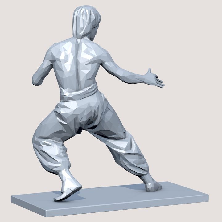 3D Printable Bruce Lee Low Poly by 1xMerch