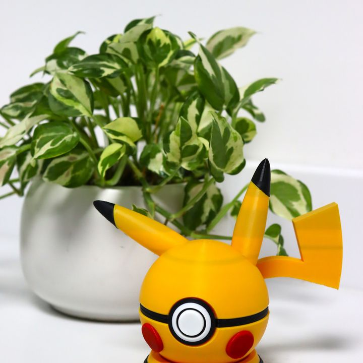 3D Printable Pikachu Magsafe Charger by Studio Tridimen