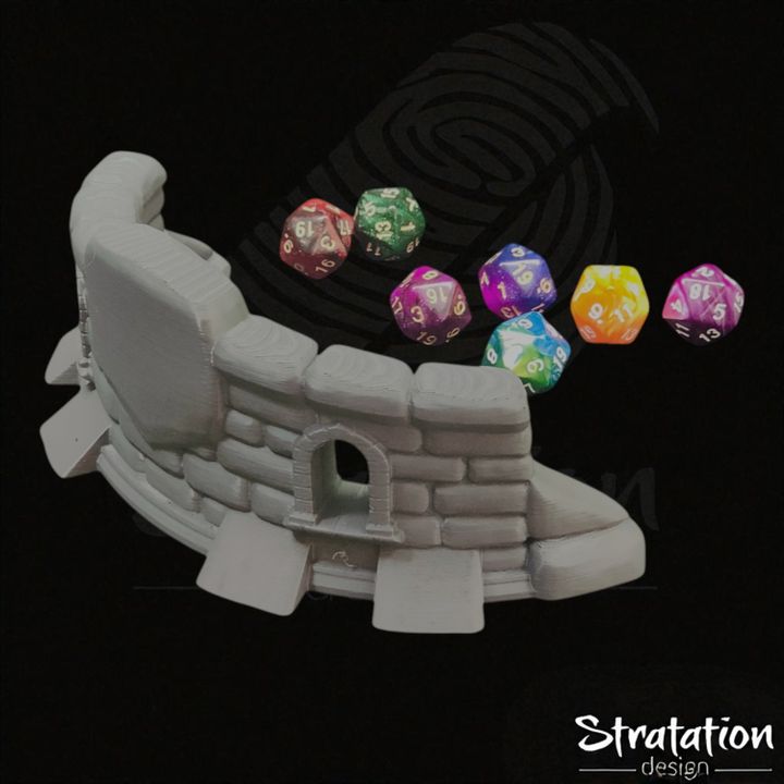 3D Printable Castle Rampart Dice Wall by Stratation Design