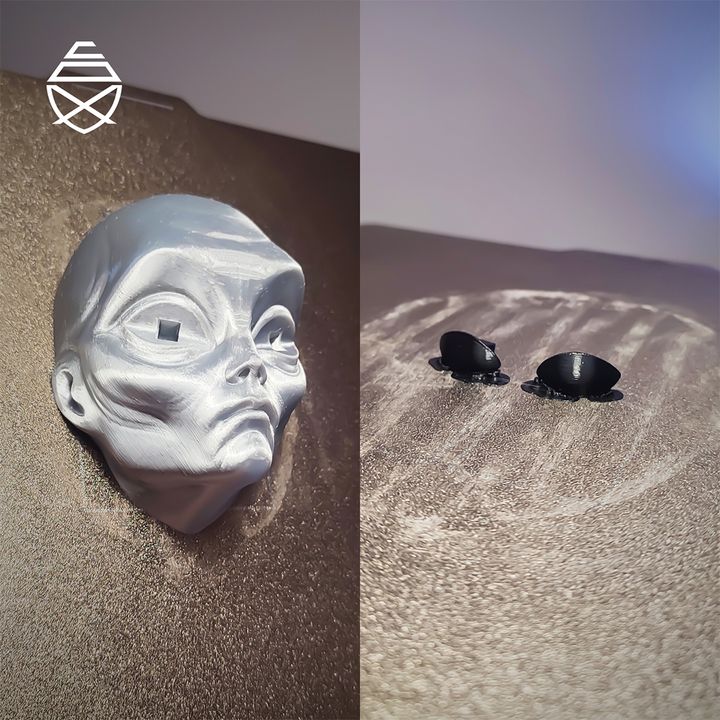 3D Printable Alien Wall by PipeCox