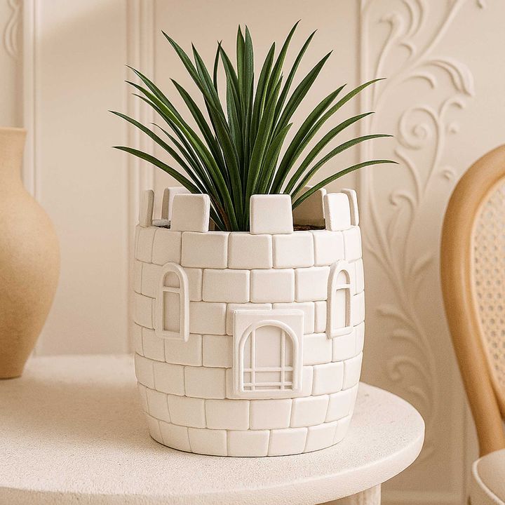 3D Printable Tower Castle Plant Pot with Drainage by InArtWeTrust3d