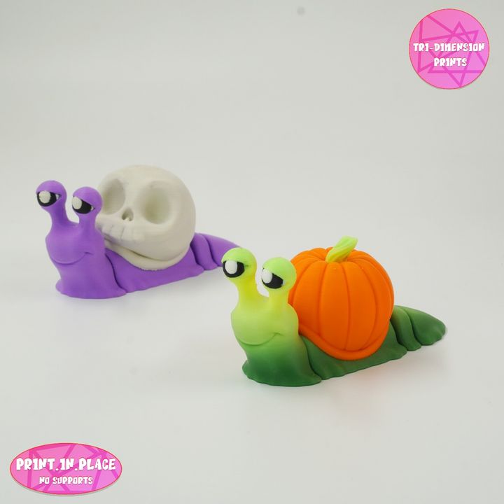 3D Printable Flexi Halloween Snails by TriDimensionPrints